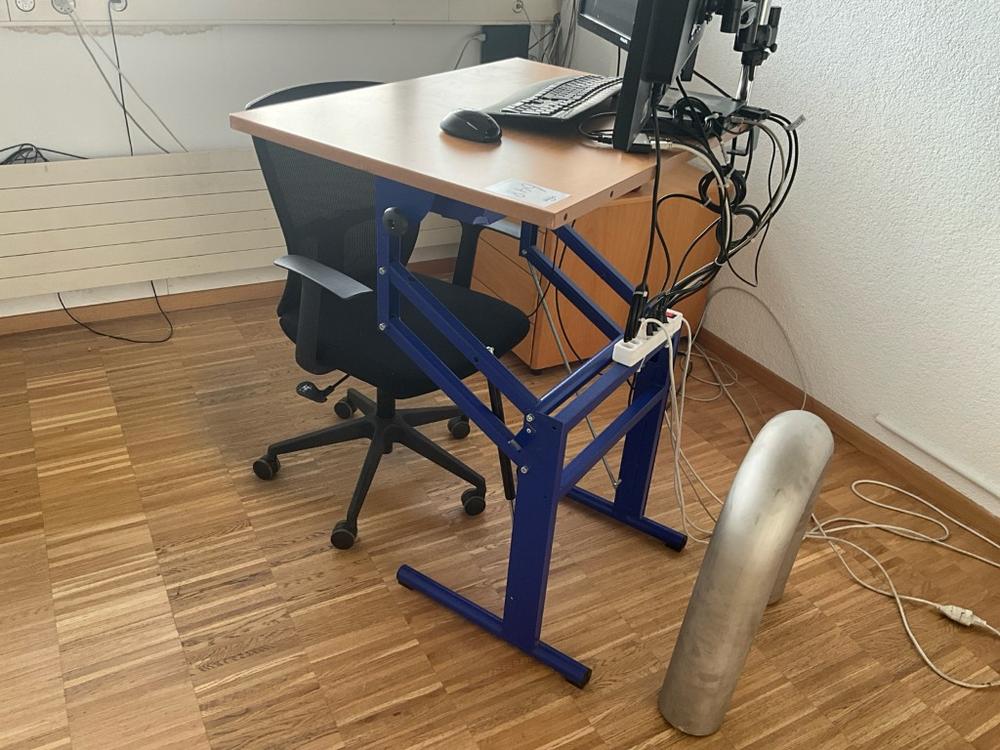 Office desk setup | Dome Auctions
